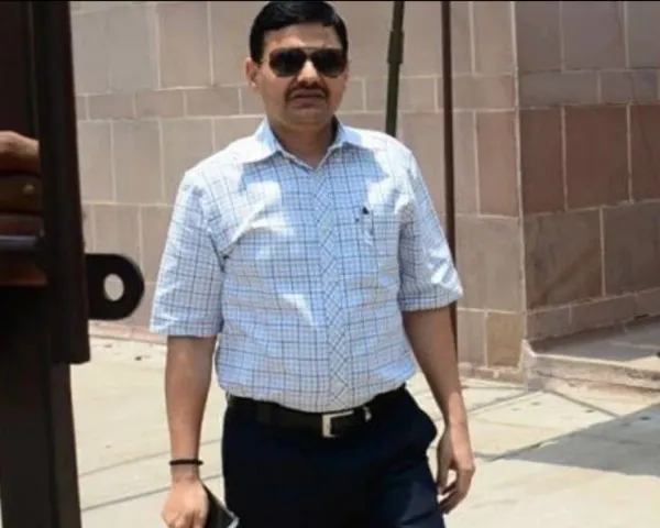 IAS Kaushal Raj Sharma Biography:बनारस के डीएम आईएएस कौशल राज शर्मा कौन ...